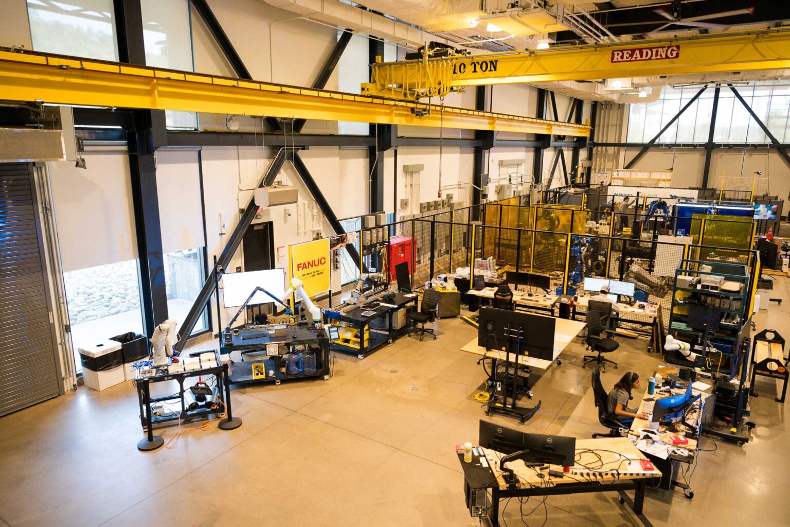 Robotics in Manufacturing Hub | ARM Institute Program